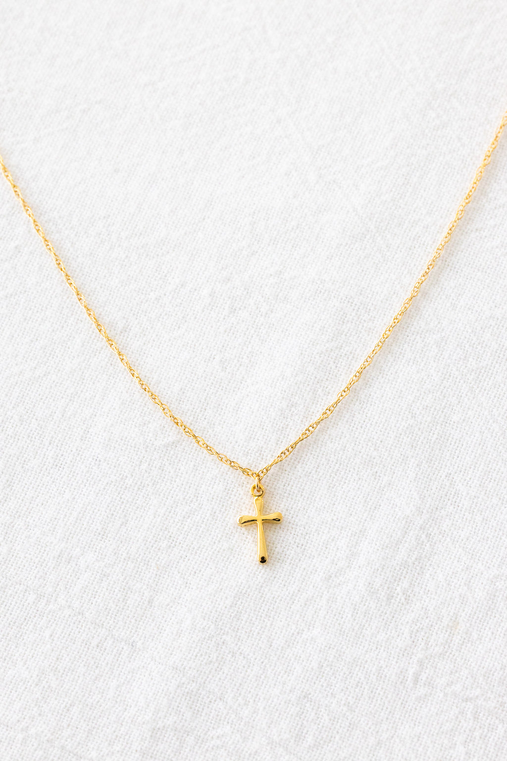 Cross Mona Necklace – Laine Honolulu